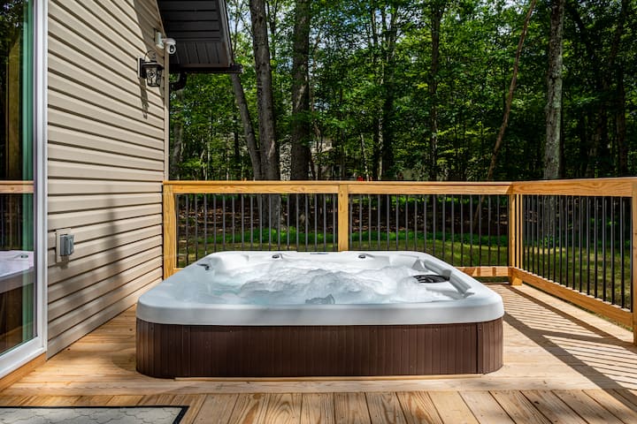 Poconos 3br | Hot Tub | Game Room | Pets | Lake - Towamensing Trails