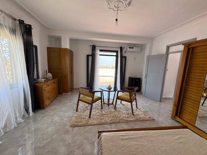 Grande Villa & Piscine à Mosta - Mostaganem