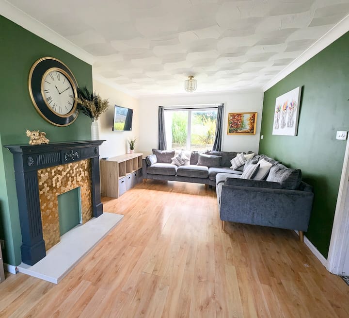 Large Family Home Pembrokeshire, Pets Welcome - Pembrokeshire