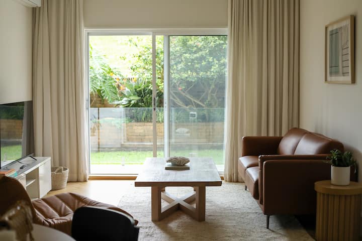 New Garden Apartment Retreat In North Bondi W. A/c - Australia