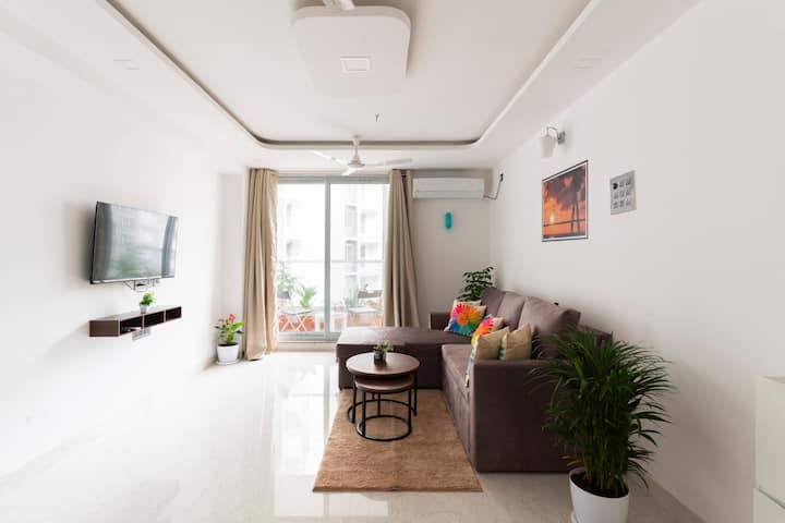 Peaceful, Spacious 2bhk With Balcony In Powai - Mumbai