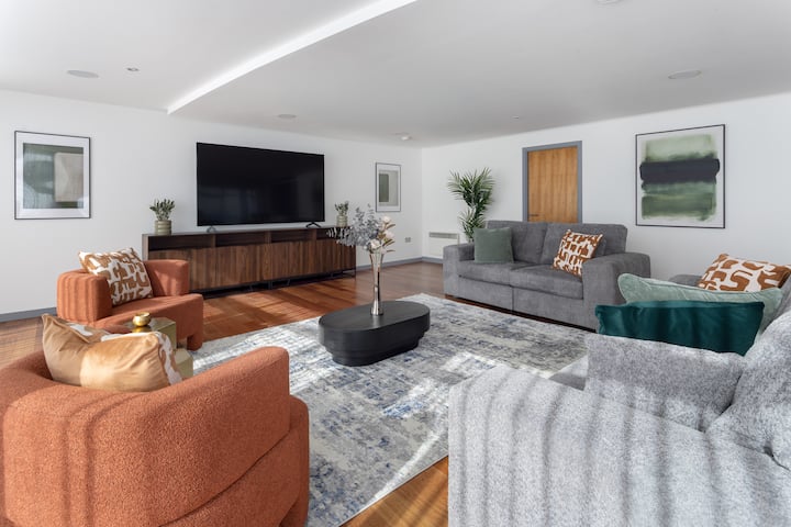 Luxury City-centre Penthouse - Liverpool