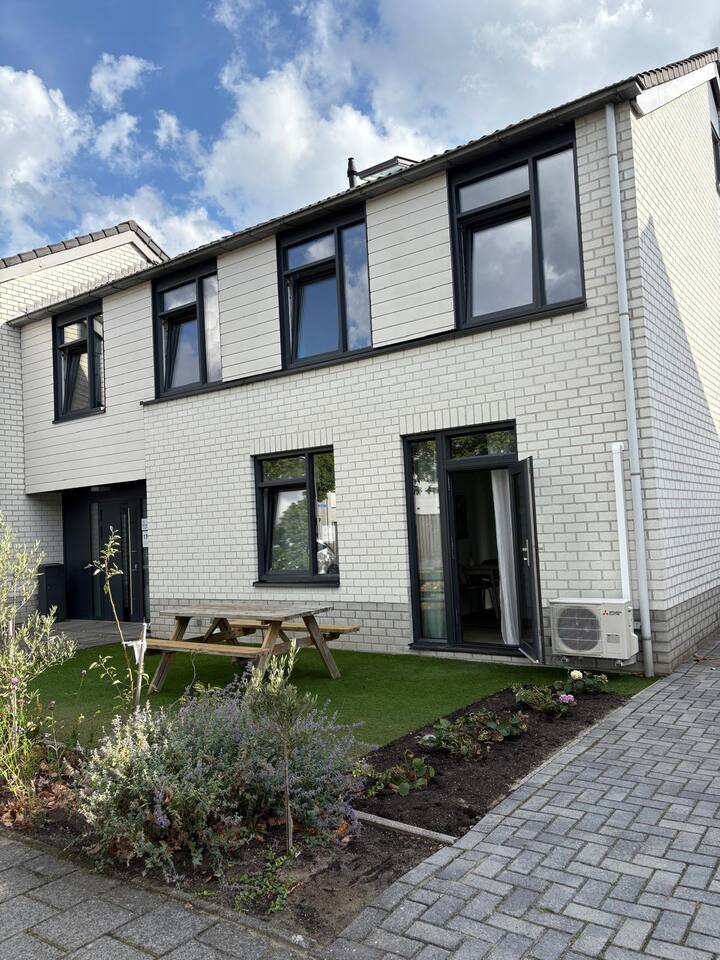 Boterbloem Bed En Brood Grijs - Coevorden