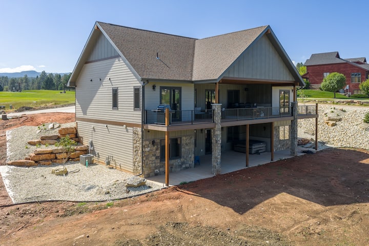 Luxury Black Hills Retreat - Sturgis, SD