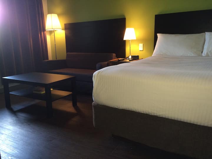 Homeawayinn-110 - Drayton Valley