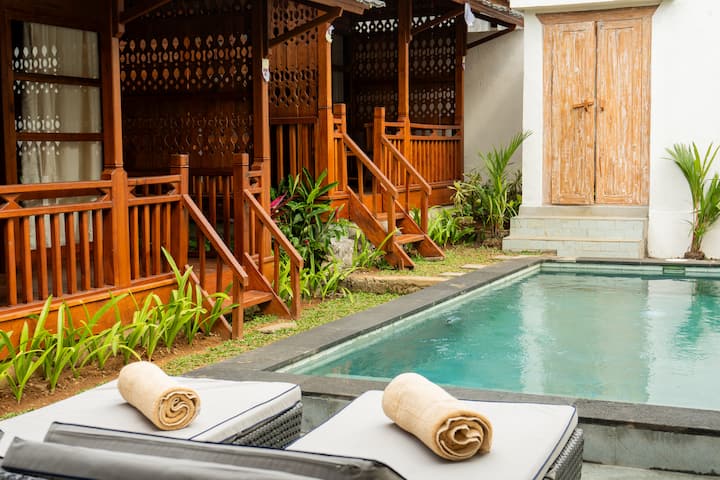 Cozy Wooden Cabin Near Uluwatu - Bali