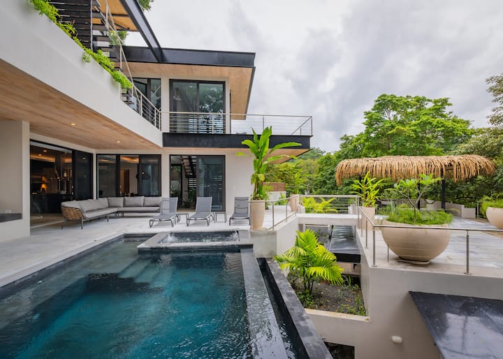 Modern 4br W/pool, Walk2beach, Yoga Deck–sleeps 14 - Nosara