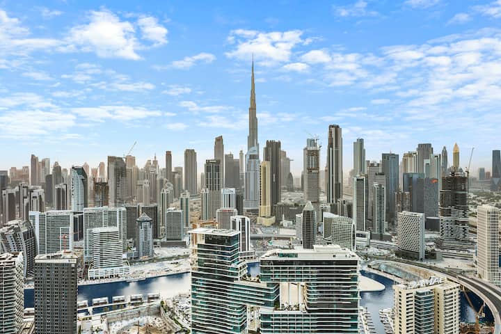 First | 1br |  High Floor | Iconic Burj Khalifa - Dubai Airport (DXB) 