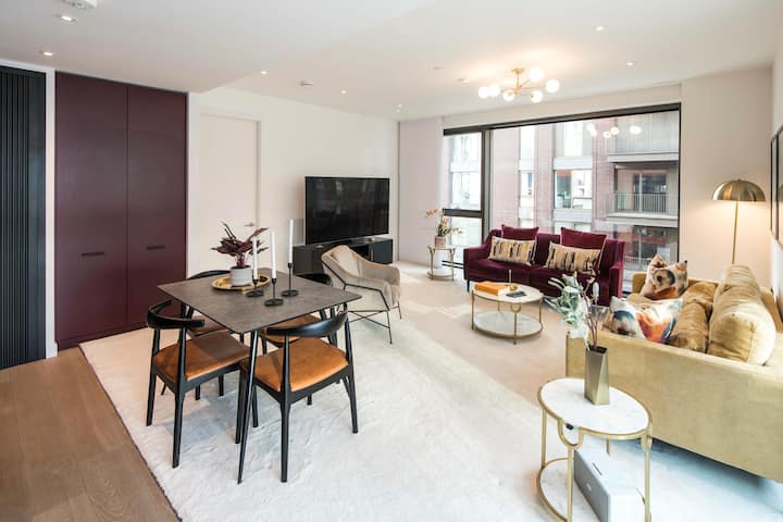 Spacious Bright 2 Bedroom With Balcony - London