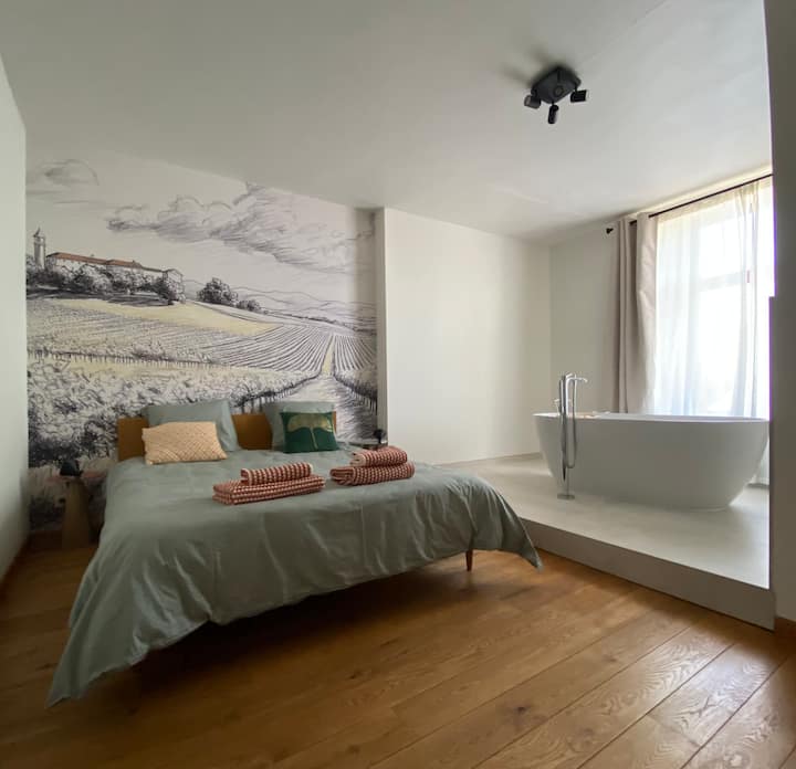 Nieuwe Kamer Met Ligbad. Incl Ontbijt - Philippeville