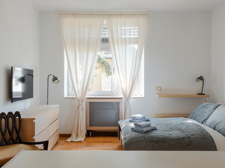 Urban Cozy & Quiet Studio 10 Min Walk From Center - Liubliana