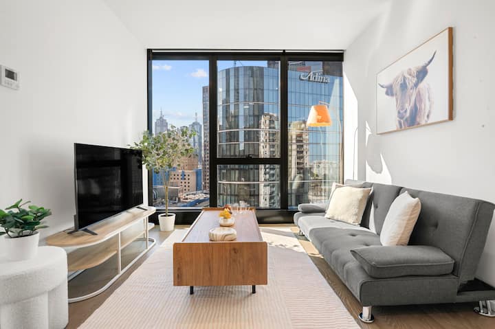 2br Skyline Haven • Crown, Pool & Gym - Melbourne