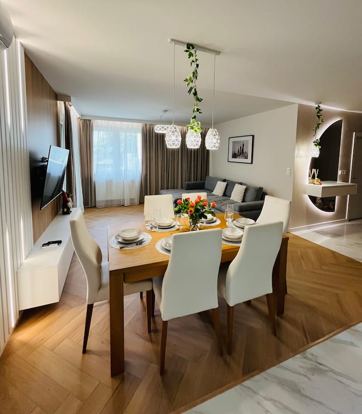 Oak Haven | Family Comfort | City Center & Garage - Kraków