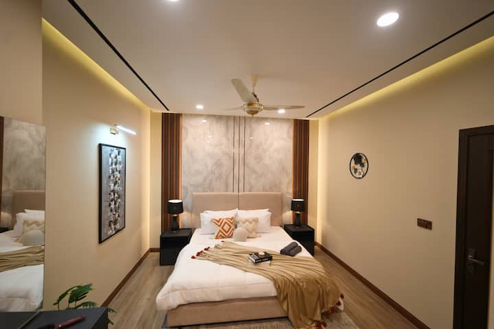 Luxury 1br | Infinity Pool Iworkspace+wifi+parking - Islamabad