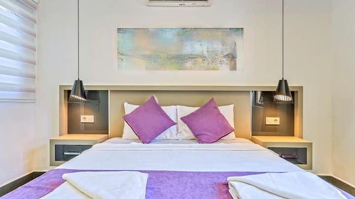Deniz Manzaralı Modern Villa - Kalkan