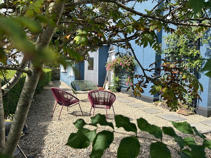 Bay Stays 2 @ The Bay Stores - Brodick