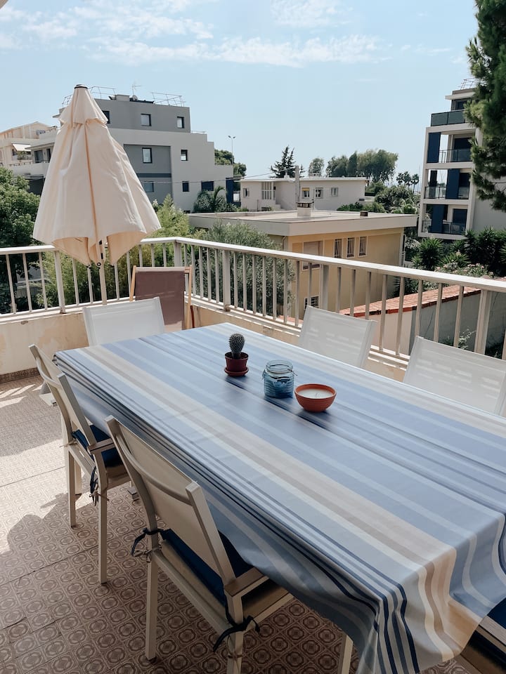 Appartement Climatisé & Terrasse, Proche Plages - Saint-Laurent-du-Var