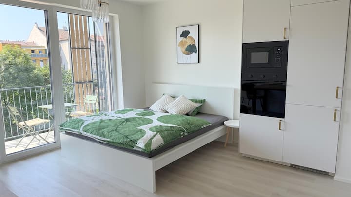 Kijani - Flat Near The Station - Brno