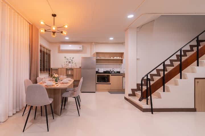 Thonglor|spacious 4br4ba, Fast-wifi, Netflix, Shop - Bangkok