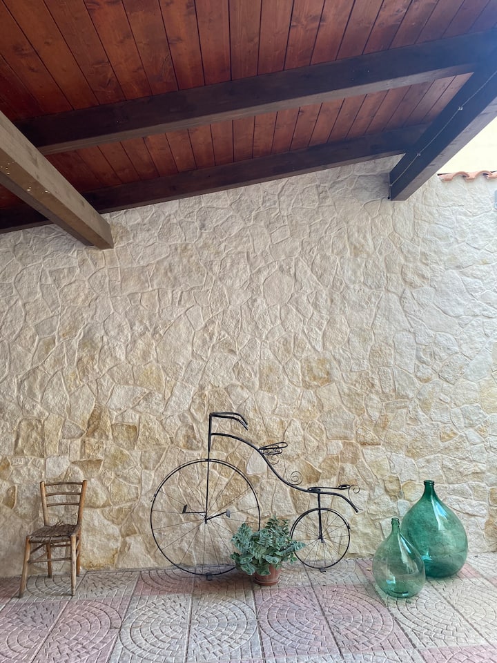 Casetta Con Soppalco E Giardino - Italie