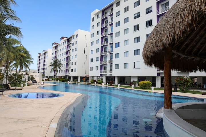 Cozy Condo · Pool · Wifi · A/c · 12 Min Beach - Cancún