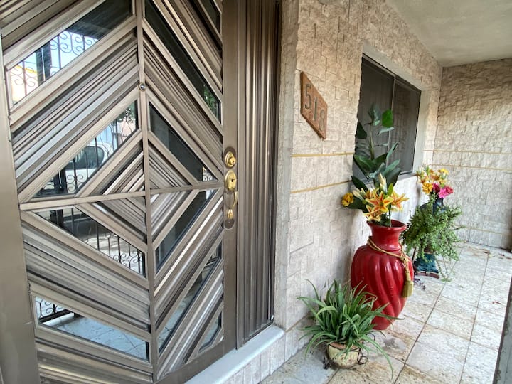 Hermosa Casa Con Terraza - Torreón