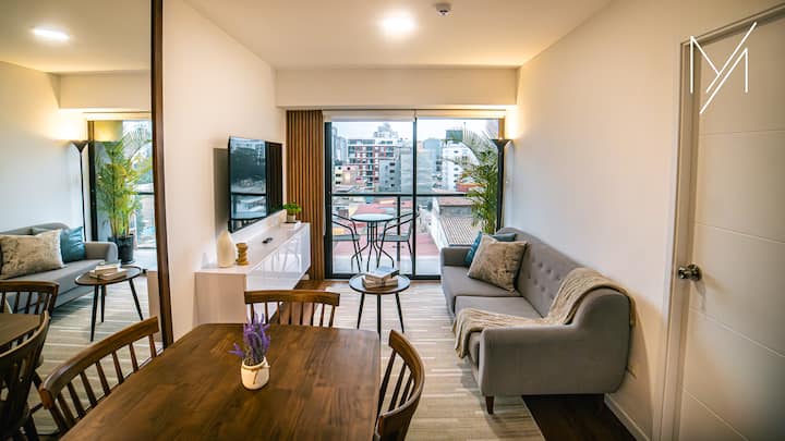 Mm| Cozy Apt W/balcony In Traditional Barranco - Lima
