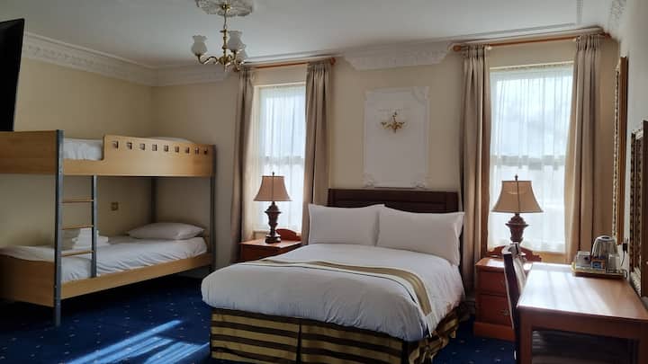 Family Room At Botleigh Grange Hotel & Spa - Hampshire