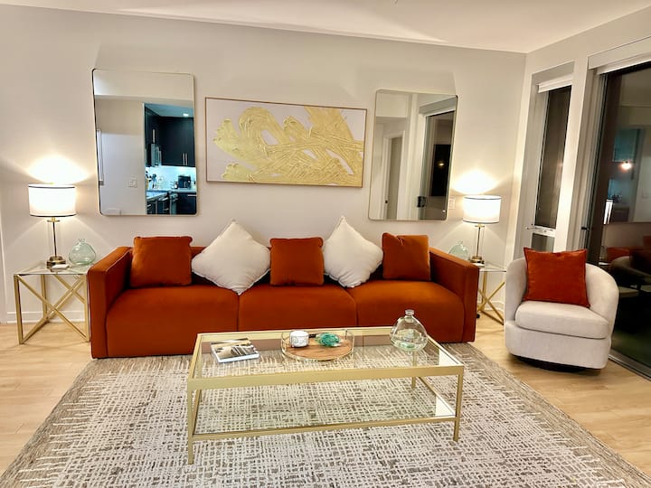 5-star Location W/ City Views 2bd/2ba W/ King Beds - 聖莫尼卡
