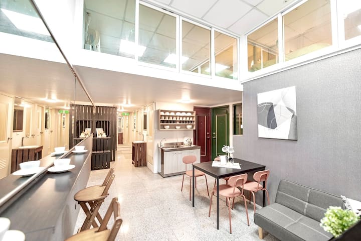 Gd西門町走路五分鐘entire Spacious/big Group 7 Rooms/ 6-30人 - 北投區