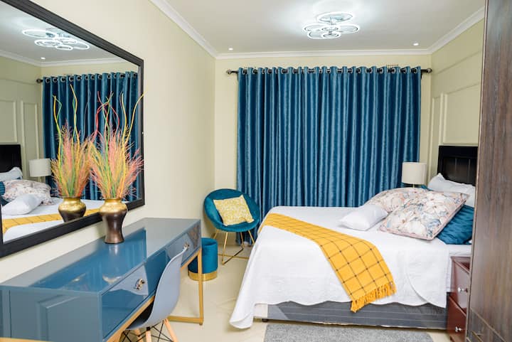 Luxury One Bed Near Sam Levy's - Harare