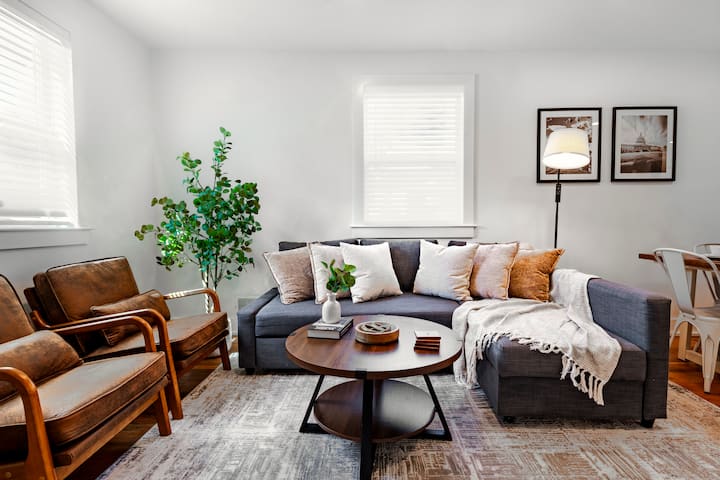 Modern 3br Home • 10 Min To Dc & Dca - Arlington, VA