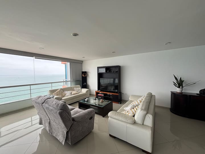 Despierta Frente Al Mar - Salinas