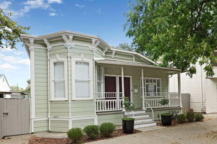 Fab Midtown Victorian 1+den/1 - Sacramento, CA