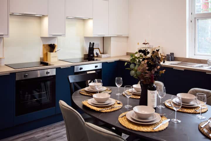 Free Wifi|free Parking|big Groups Work And Leisure - Leeds