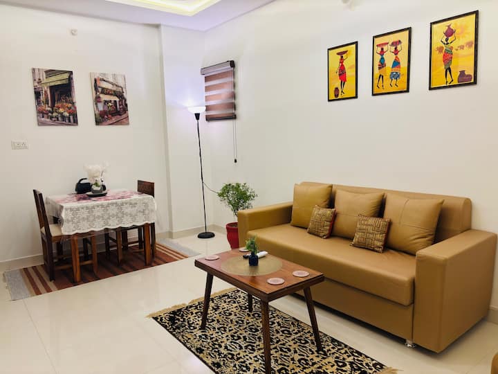 Zero 5 Homestays | Spacious 1 Bhk -10 Mins/station - Gwalior
