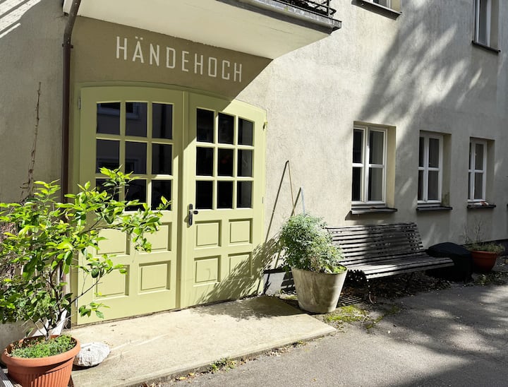 Hinterhof Atelier Mit Stylischem Loft Ambiente - Munich