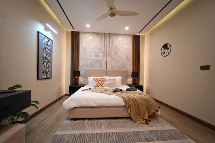 Stylish 1br In Zeta Mall | Pool & Wifi+parking - Islamabad