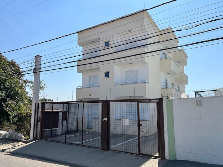 Suíte Confortável  Prédio Fechado Localização Top - Sorocaba