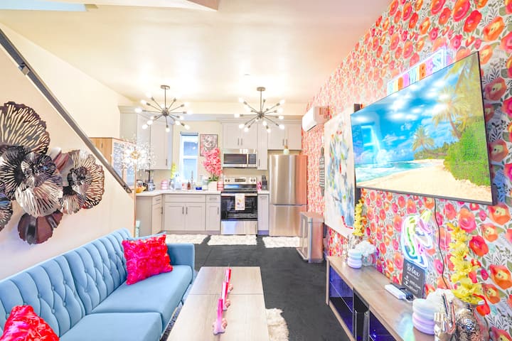 I. Chic Family Home Near Universal + Patio + Games -