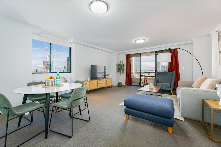 Skyline & City Pulse | Parking |  Desk | Gym& Pool - Sydney