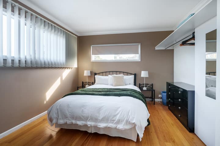 Private Coastal Apartment With A/c - Ocean Grove