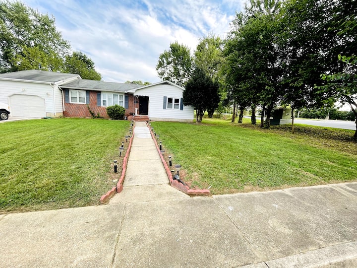 Habitación Privada, Baño Privado - Dover, DE