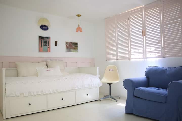 성수역 도보 | 감성 4인 독채 · 한강 산책 & 카페거리 - Seoul