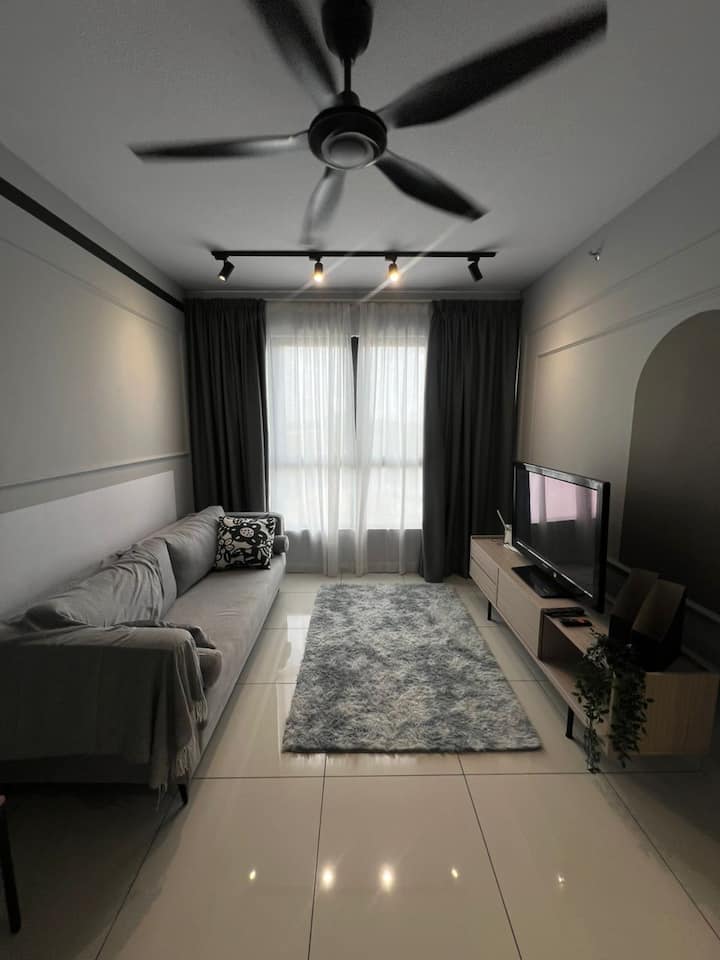 Gamuda Sky Luge Maryam Homestay (Muslim Only) - Selangor