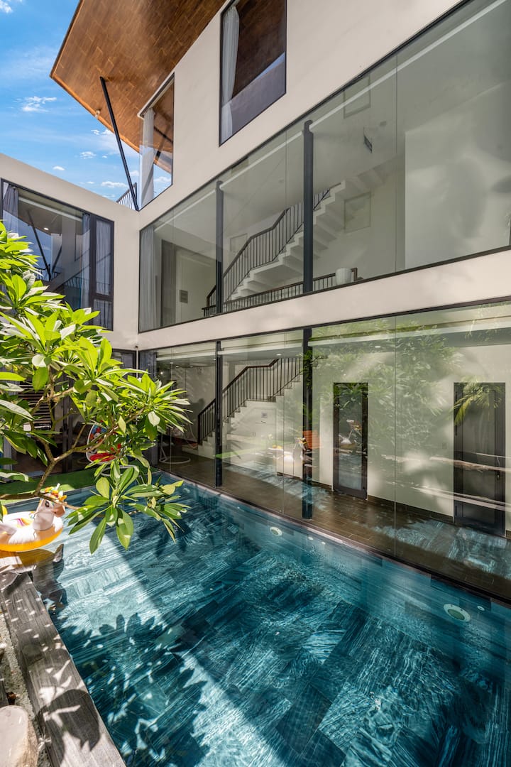 미케비치 근처 4베드룸 마이빌라 한국인호스트 노래방 단독수영장 매일청소 3박무료픽업 - Da Nang