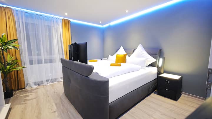 Danessi:familie&business,nahe Koblenz & Gewerbe Mk - Andernach