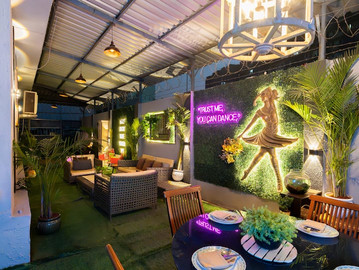 Hilltop Hideaway 4bhk Party Friendly Pool Villa - Mumbai