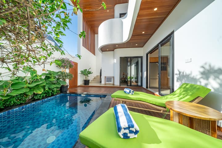 Brand New 3br Villa+huge Pool+beach Access+sanur - Sanur