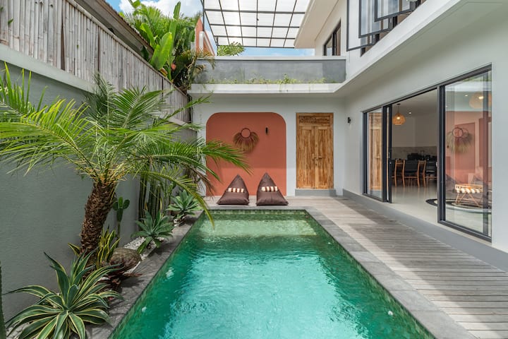 Boutique Luxury Villa With Pool, 2br • Canggu - Bali